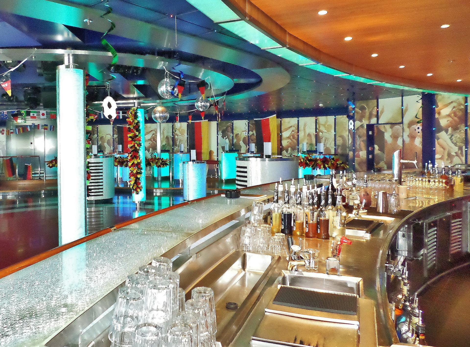 Embrace the Cruises and the Melbourne's Landmarks